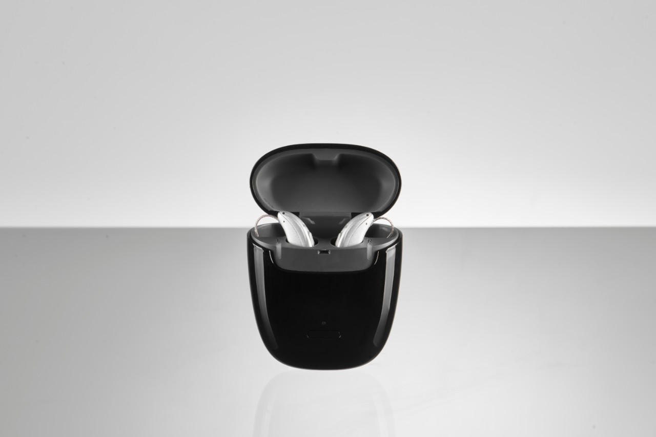 Hearing aid insurance coverage in the UK | Amplifon UK